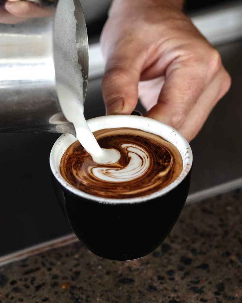 Up Your Latte Art in 15 Minutes: Master the Classic Rosetta 🌿 | LICR ...